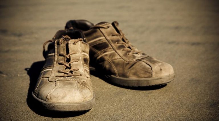 What to Do With Old Shoes? - Ways to Recycle/reuse It | London Rubbish ...